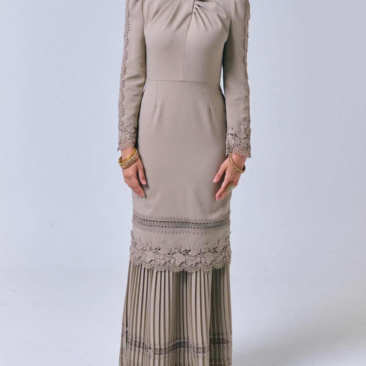 Seetha in Taupe – FIZIWOO